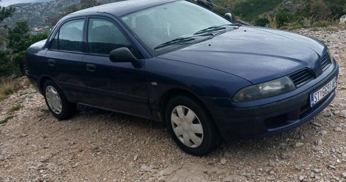 Mitsubishi Carisma 2002. god, registriran 09.2026 600 eura | INDEX OGLASI