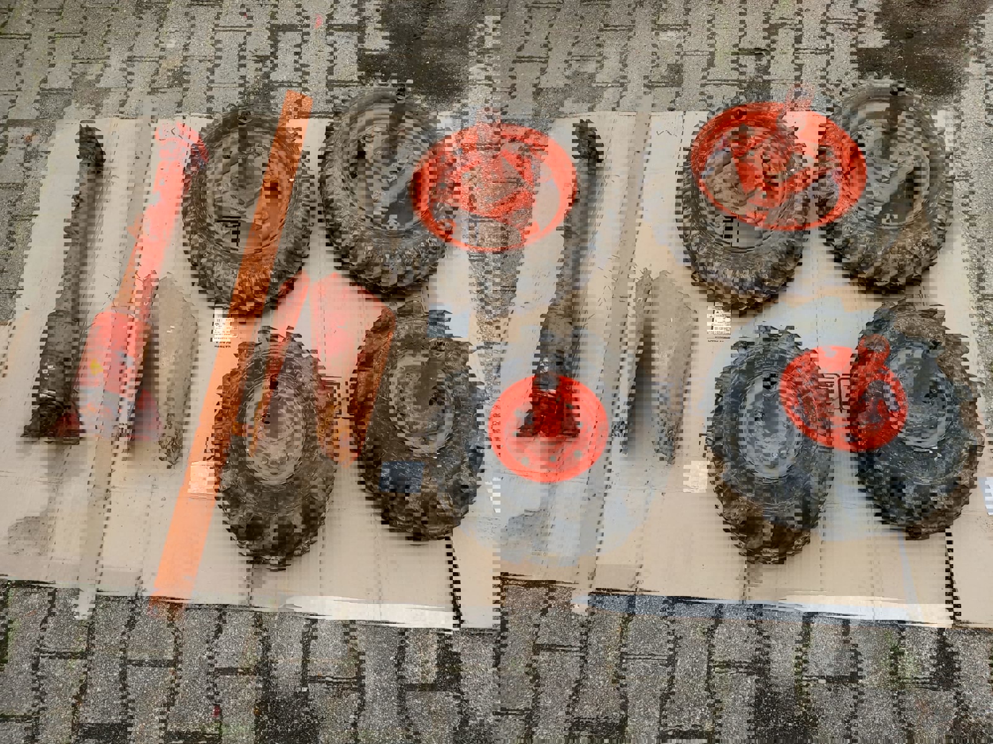 Priključci za Agria 505 | INDEX OGLASI