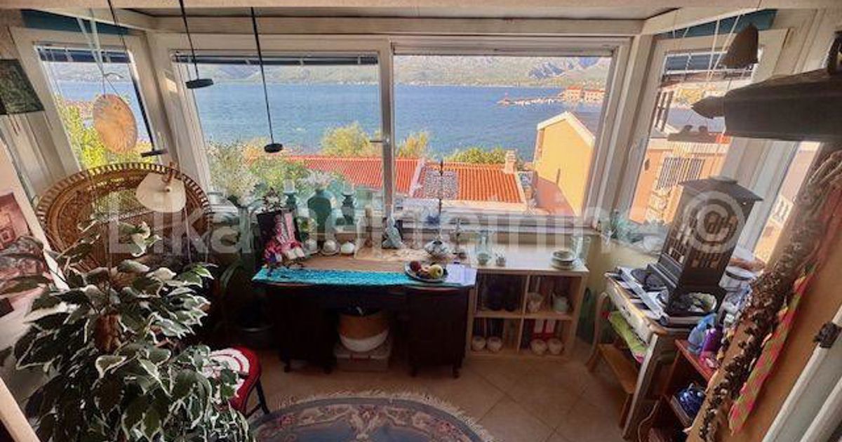 ZADAR Vinjerac, apartman sa pogledom, 55m2, 2 sobni 20m od mora, 2PM ...