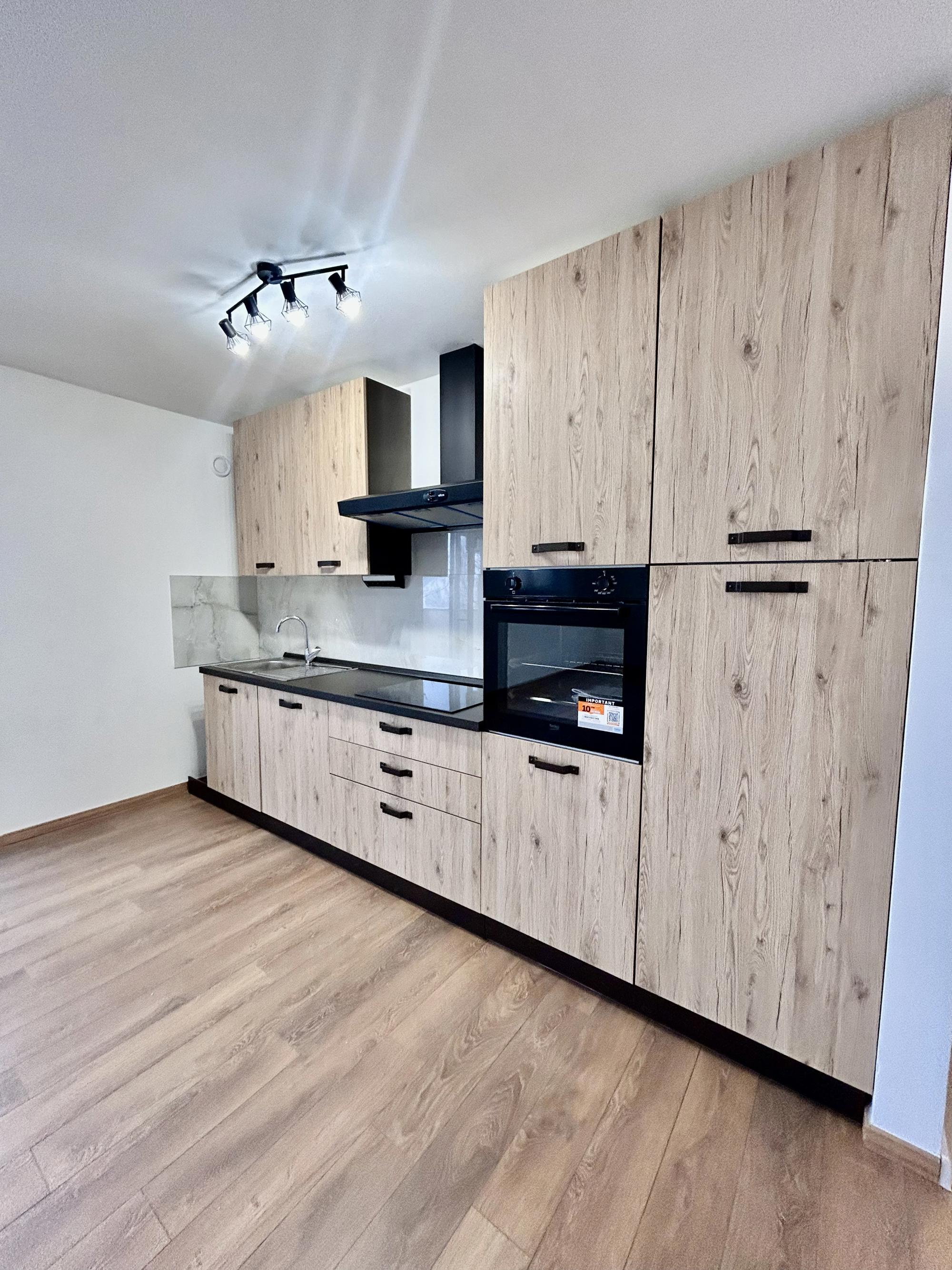 ČETVEROSOBNI STAN U NOVOGRADNJI, 2. KAT, KOPRIVNICA, CENTAR 82,40 m2 ...