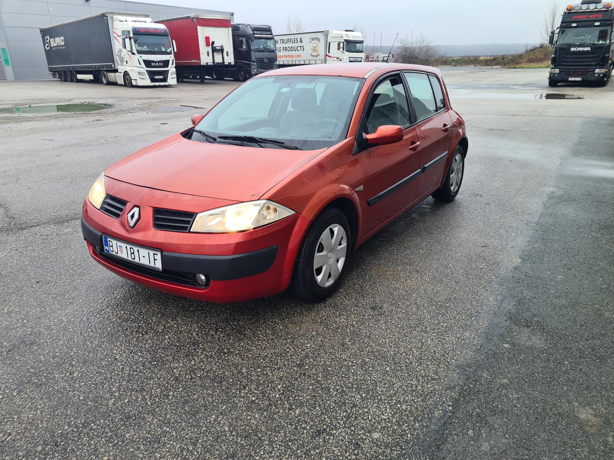 Renault Megan 1.6benz+LPG | INDEX OGLASI