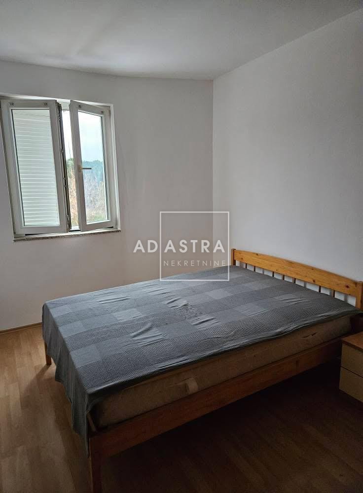 Pula, funkcionalan stan u blizini mora | INDEX OGLASI