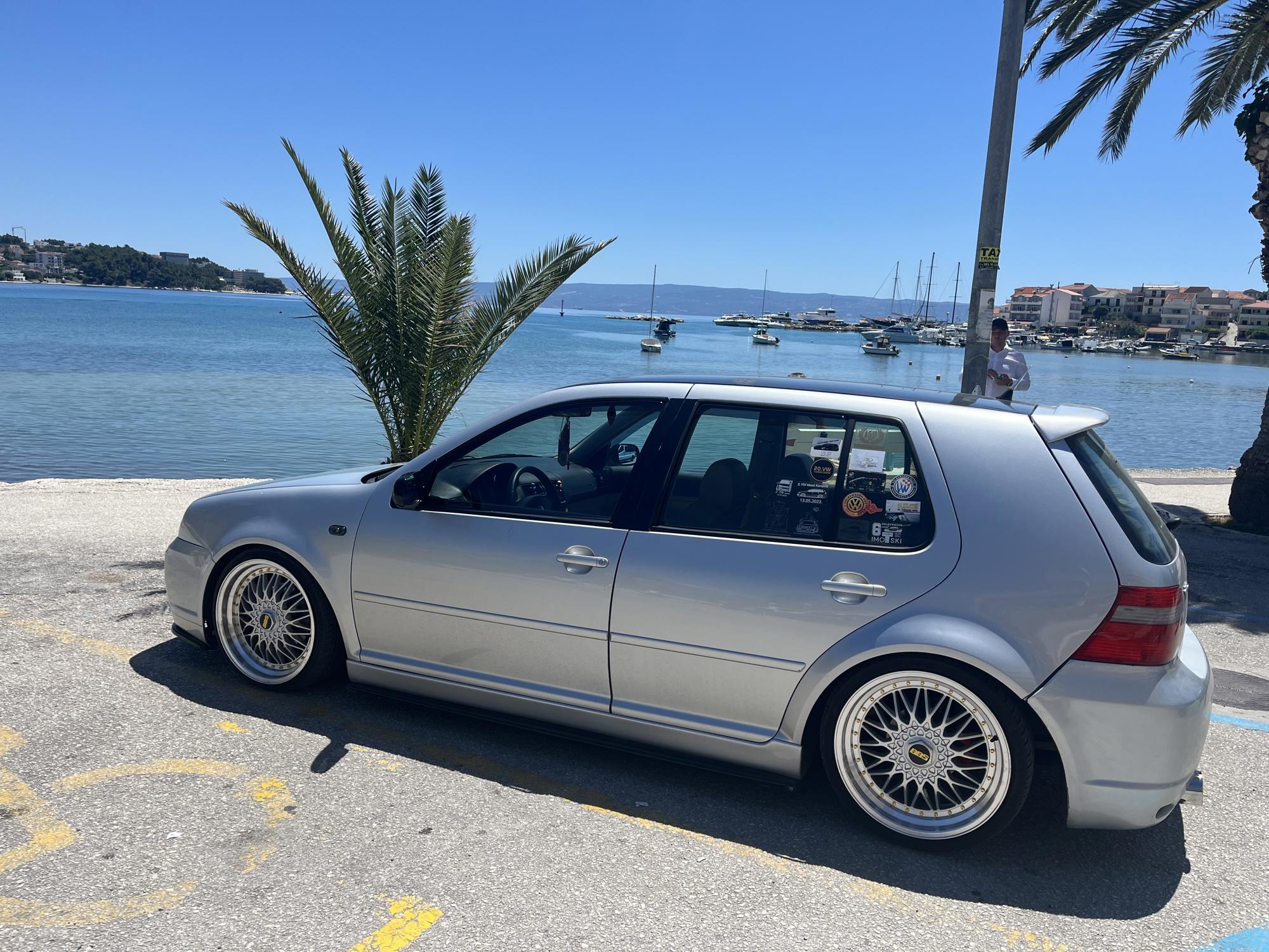 Golf 4 (R32 look) | INDEX OGLASI