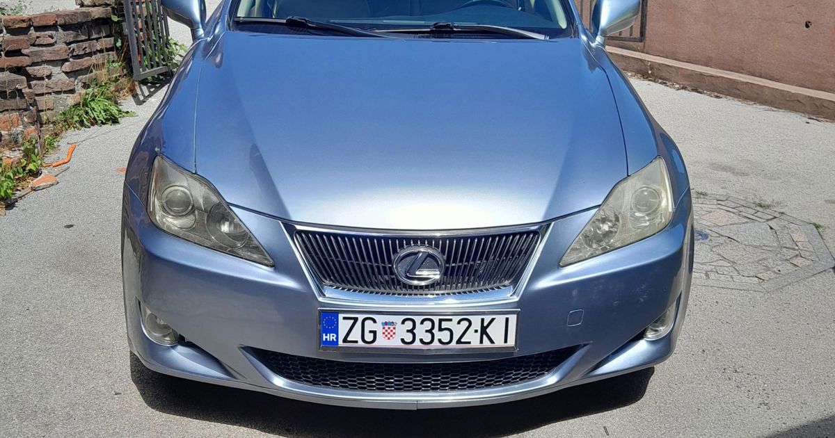 Lexus IS220d | INDEX OGLASI