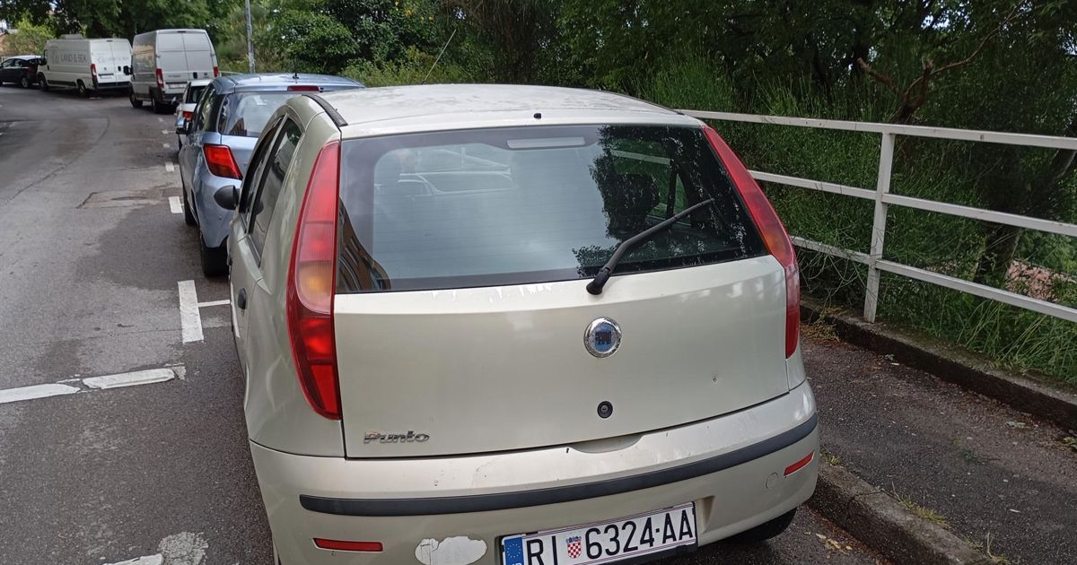 Prodajem Fiat Punto 1.2 | INDEX OGLASI