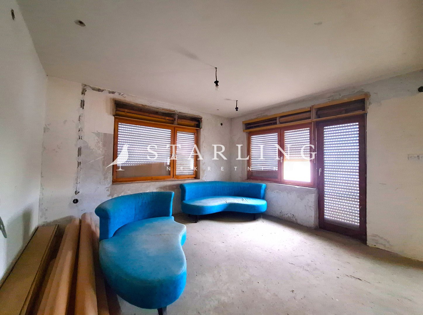 KUĆA + DVORIŠTE, PRODAJA, VRBOVEC, LUKA, 238 M2 + 616 M2 DVO | INDEX OGLASI