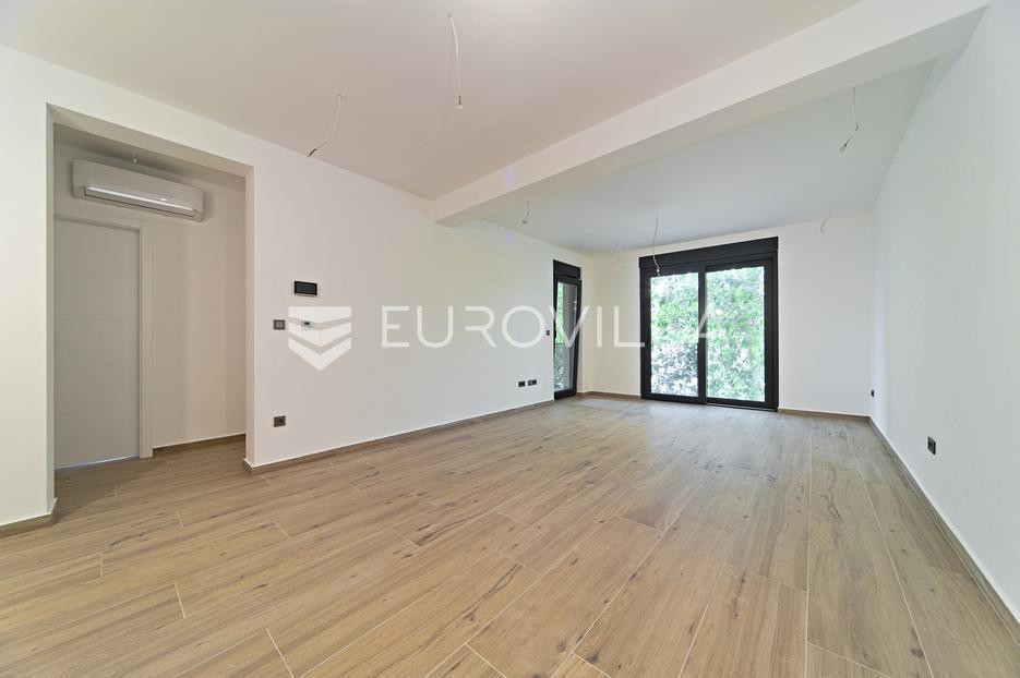 Osijek, Gornji grad/centar, Novogradnja, trosoban stan s balkonom i ...