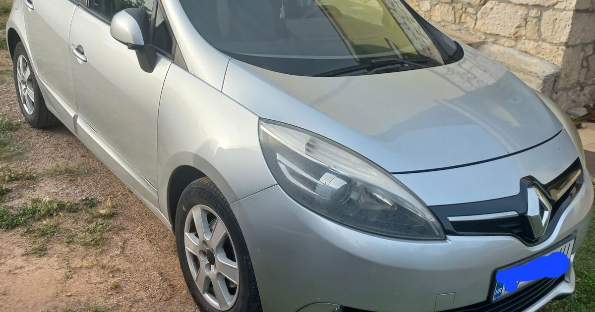 Renault Scenic 2013 | INDEX OGLASI
