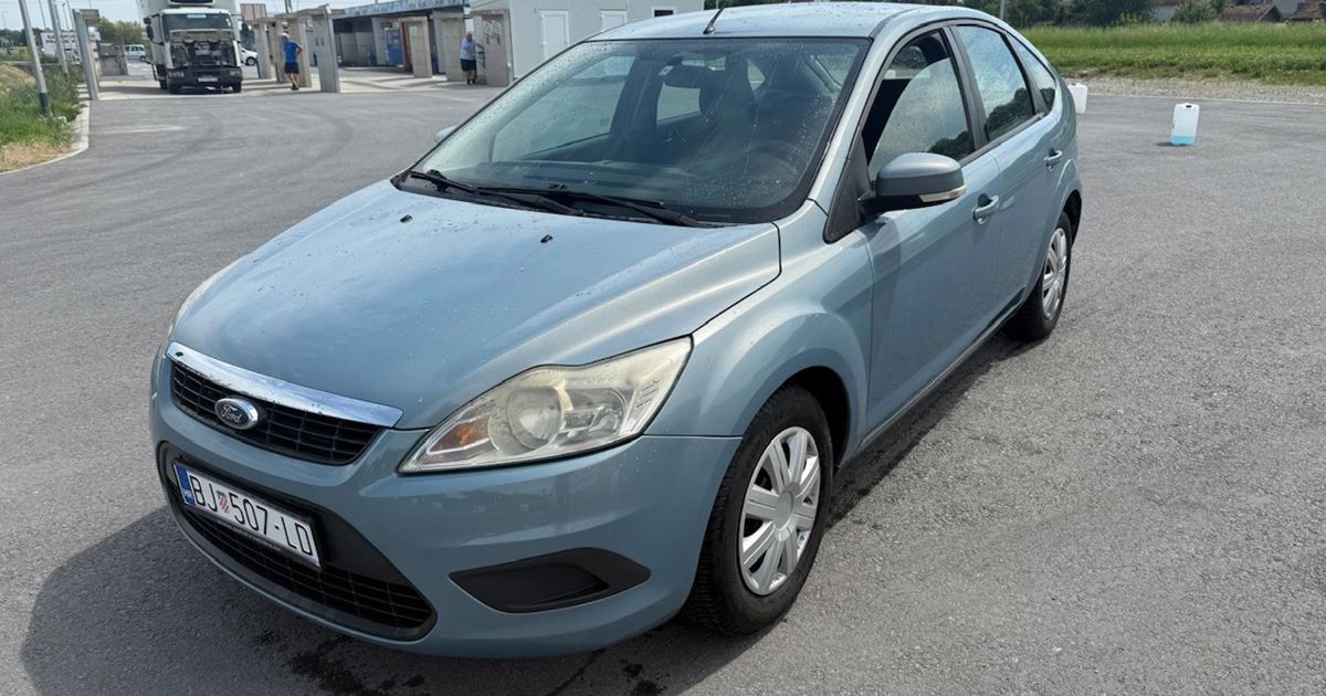 Ford Focus 1.4i Reg.godinu dana | INDEX OGLASI