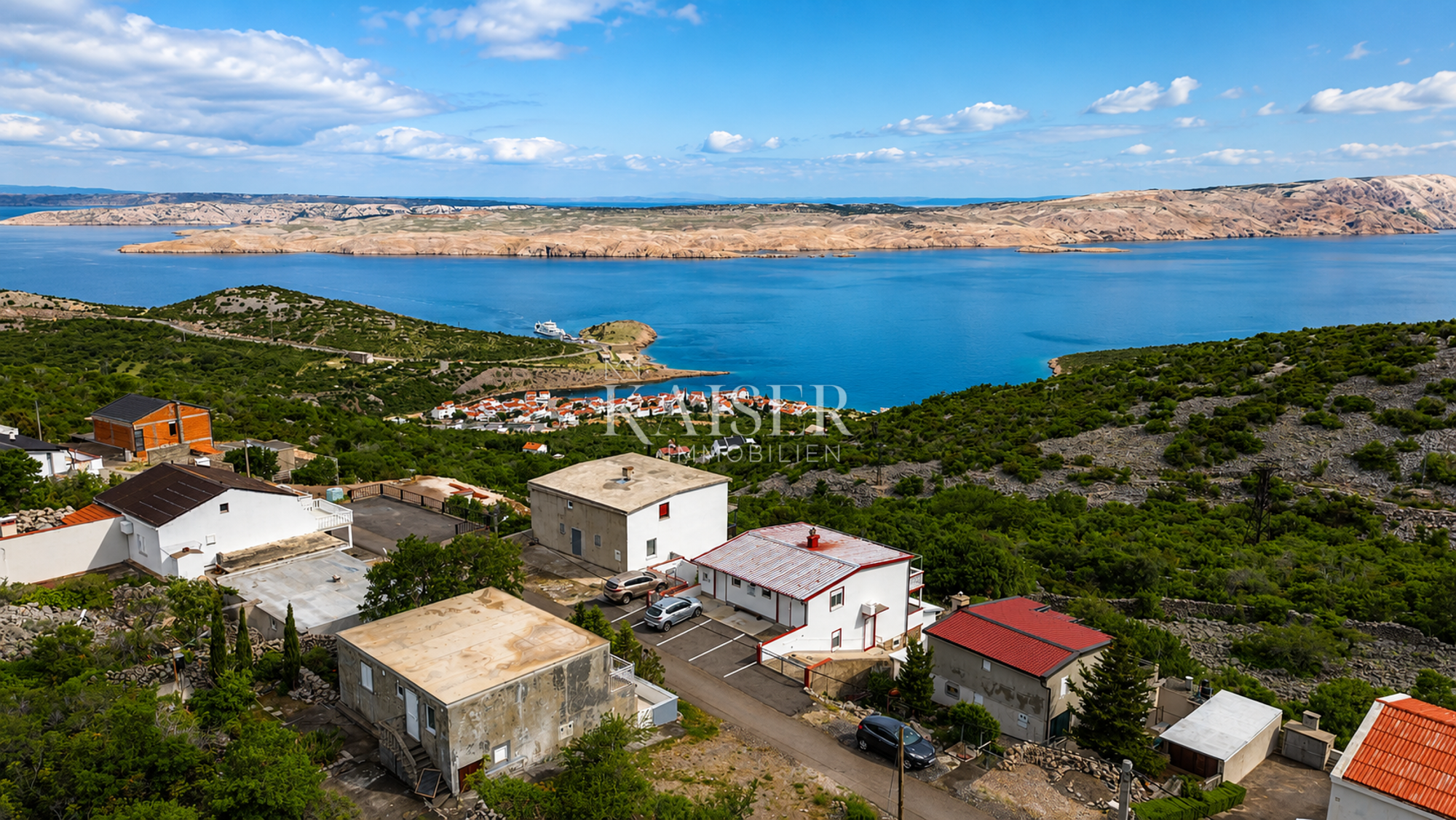 Senj, Stinica - samostojeća kuća sa 5 apartmana i pogledom n | INDEX OGLASI