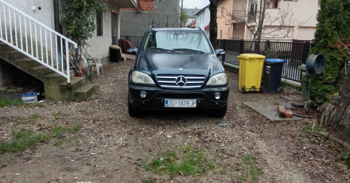 prodajem auto | INDEX OGLASI
