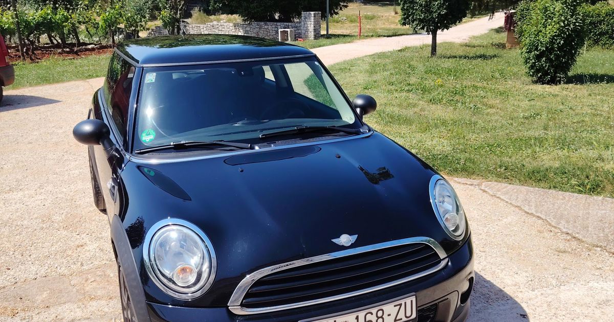Mini Cooper One 1.6 D | INDEX OGLASI