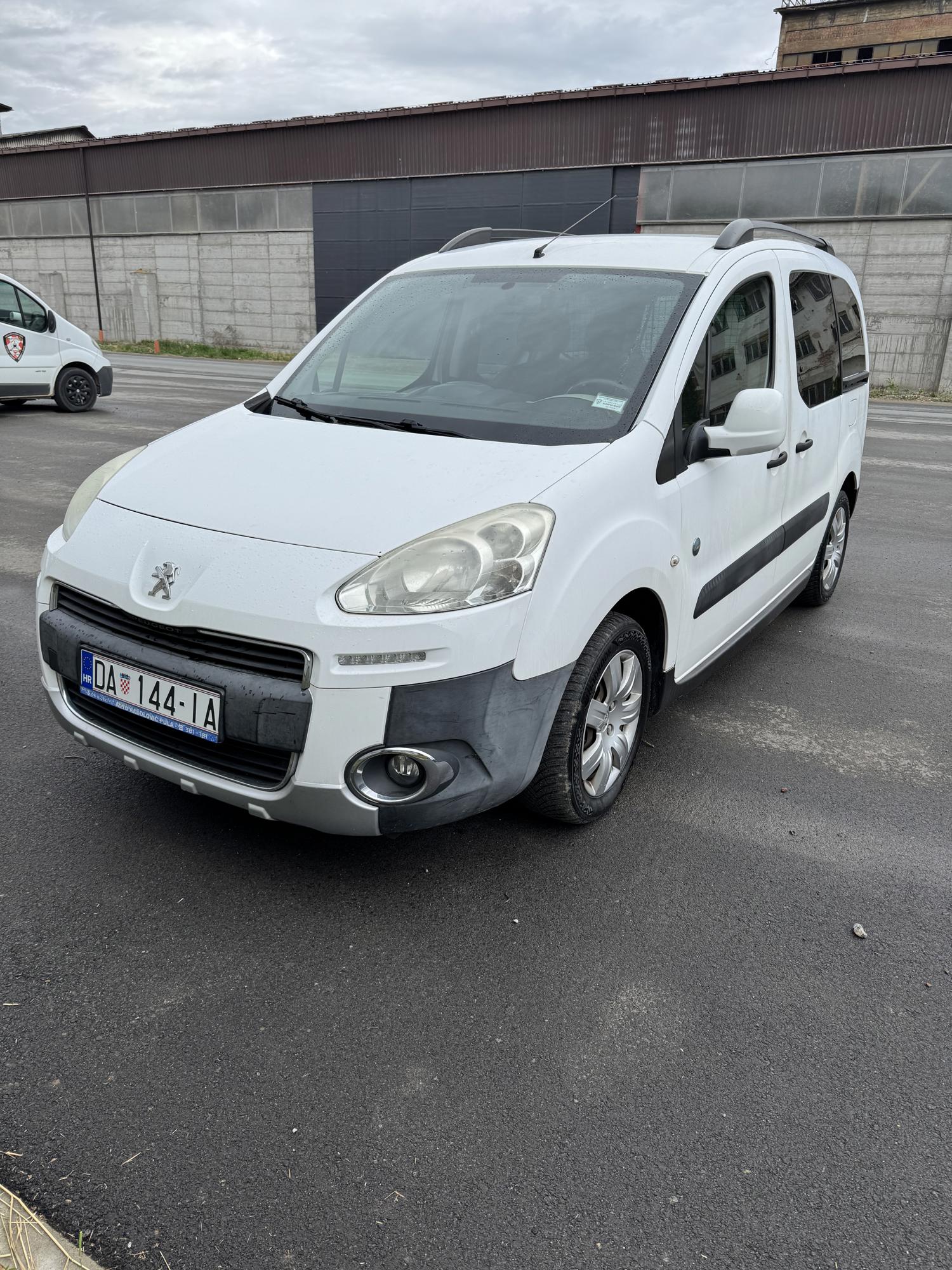 Peugeot Partner 2013 | INDEX OGLASI