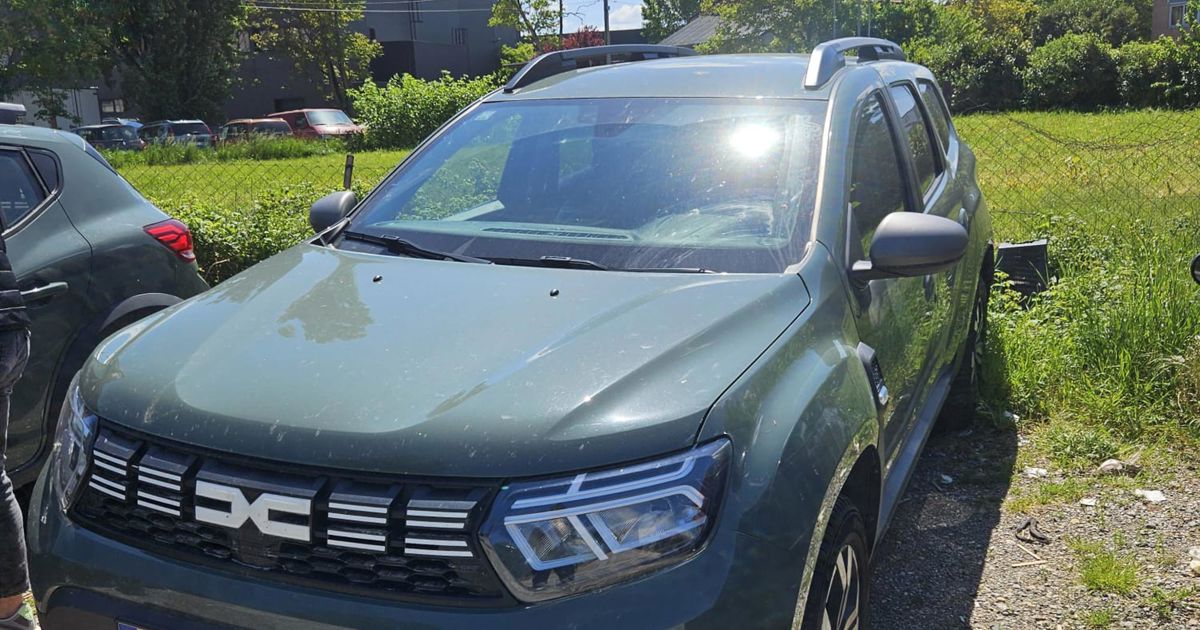 Dacia Duster (2024.) – 49.221 km – Besprijekoran, 6 brzina | INDEX OGLASI