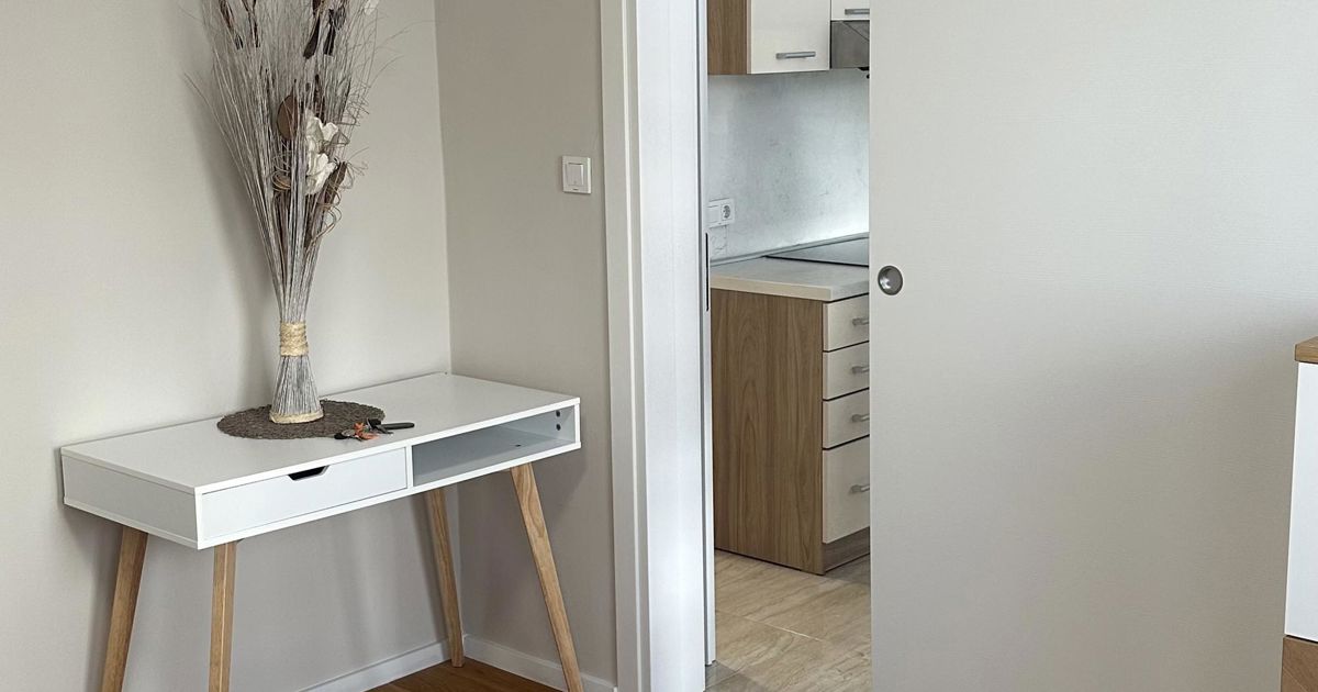 NOVONAMJEŠTEN 2-soban adaptiran stan 47m2, Malešnica, 1. kat, Lift ...