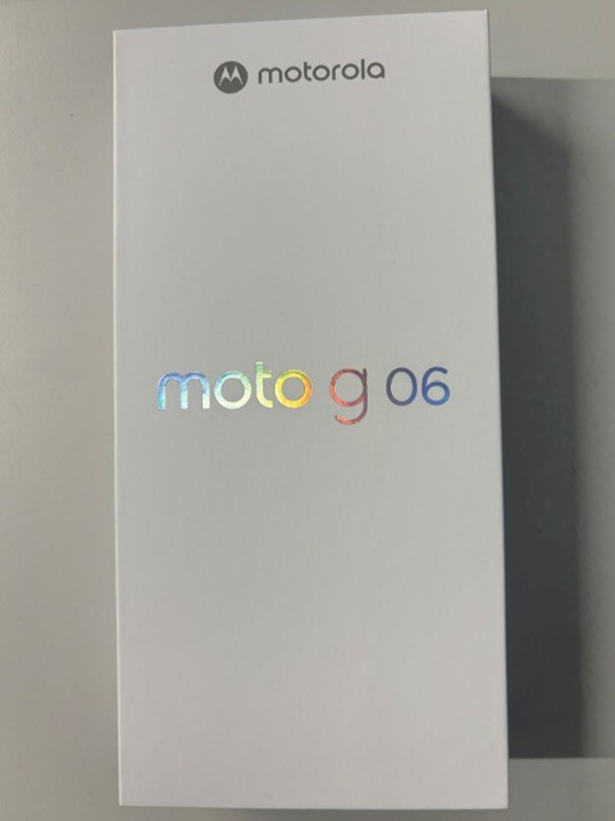 Prodajem mobitel Motorola Moto G06 sa 128 GB memorije | INDEX OGLASI