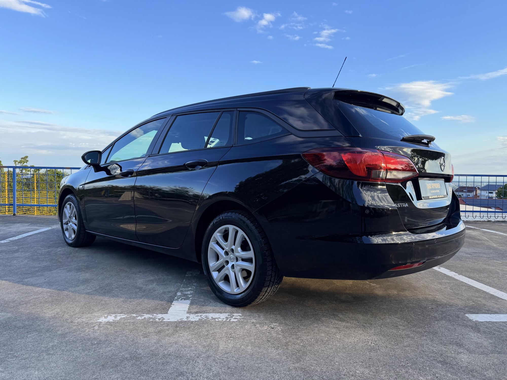 Opel Astra SPORTS TOURER EDITION 1,5 DIESEL, 2022g, JAMSTVO 12mj, HR ...