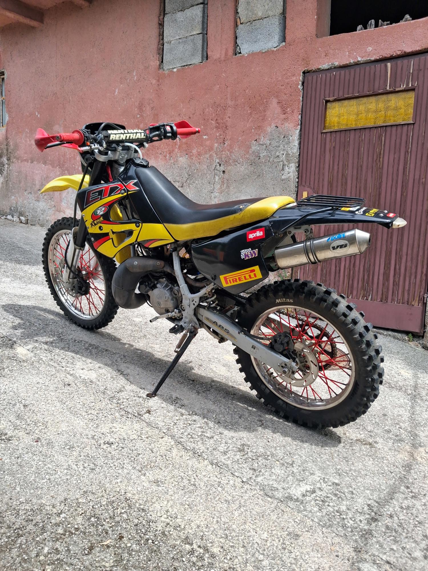 Aprilia ETX 125, 2002. godište | INDEX OGLASI