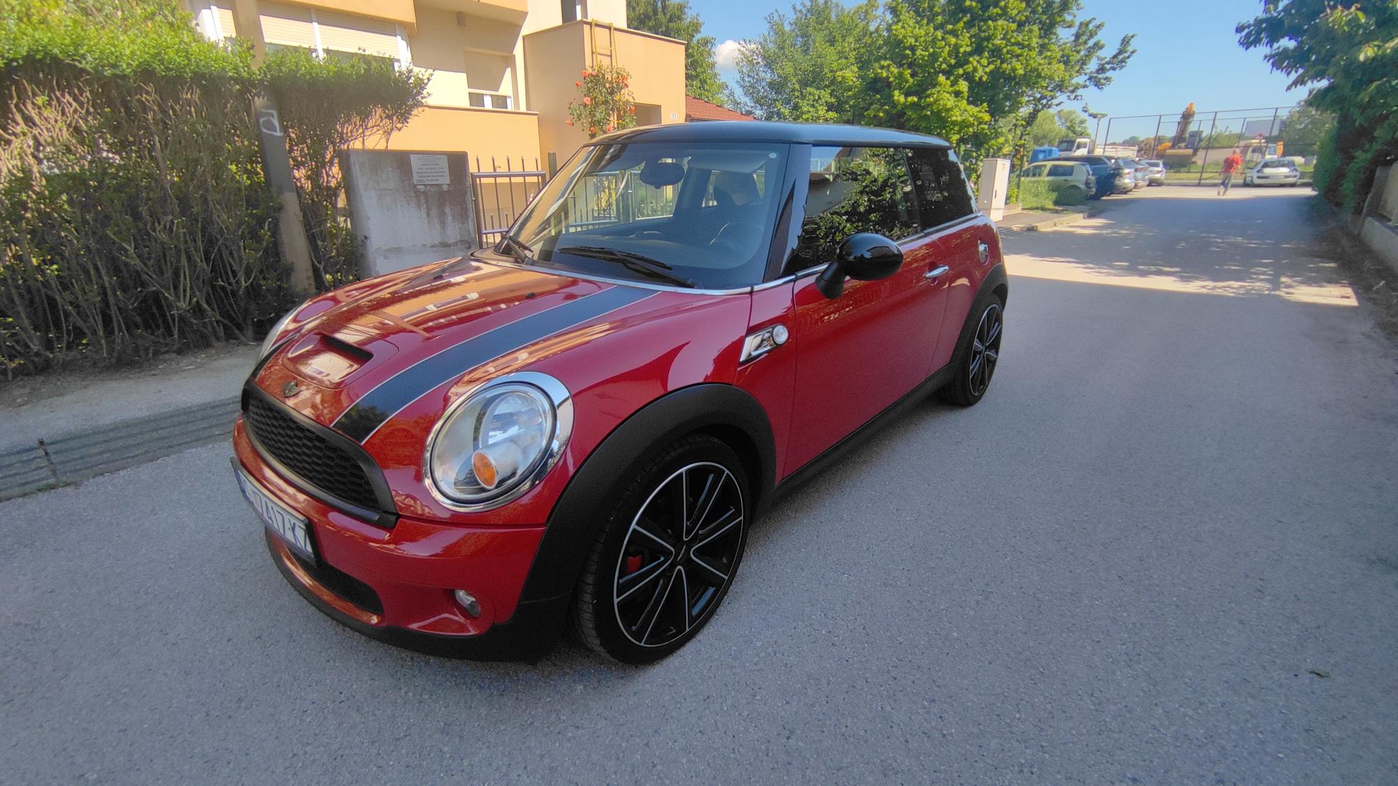Mini Cooper S KW: 135 | INDEX OGLASI