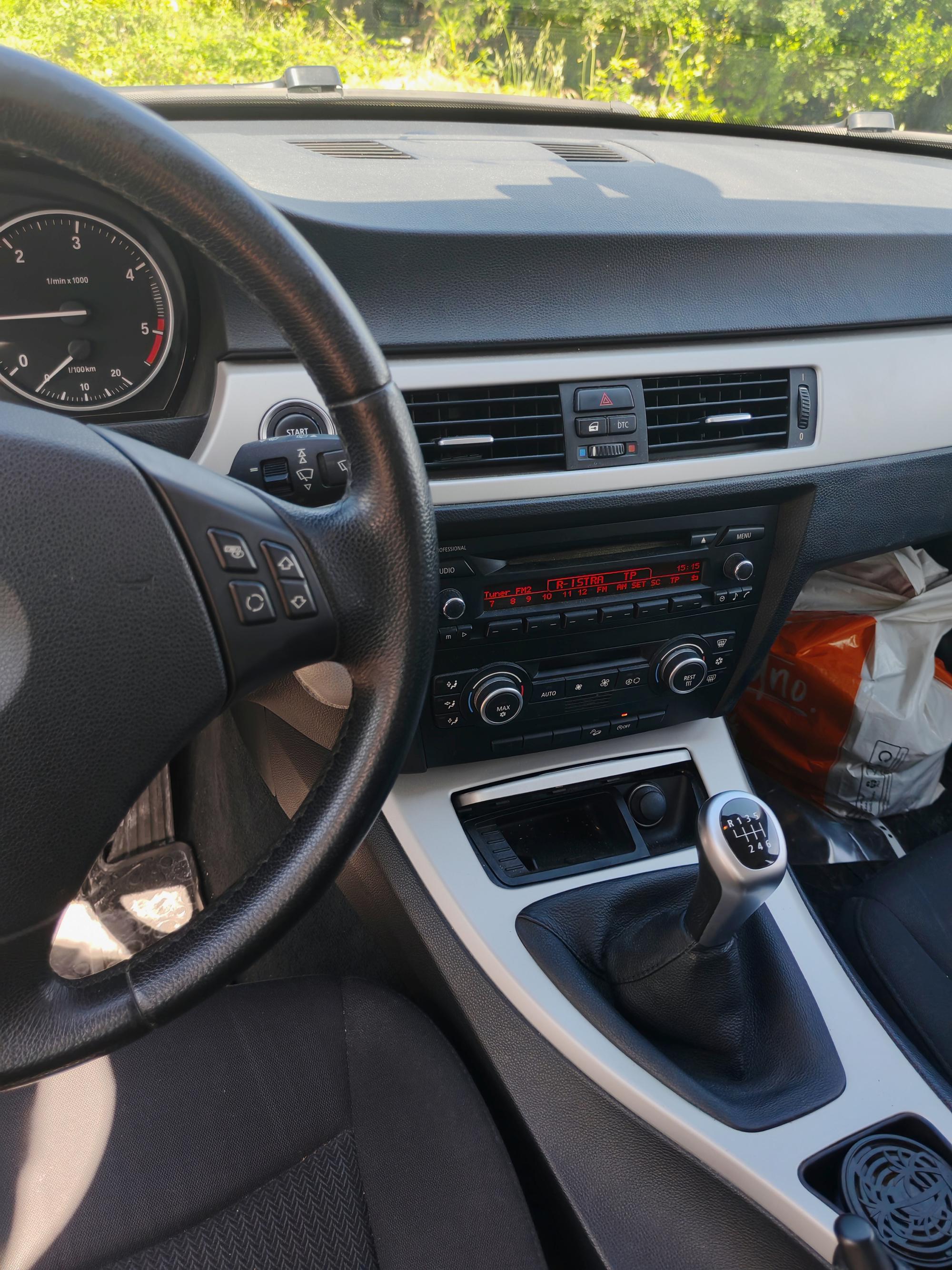 Bmw 320 xdrive | INDEX OGLASI