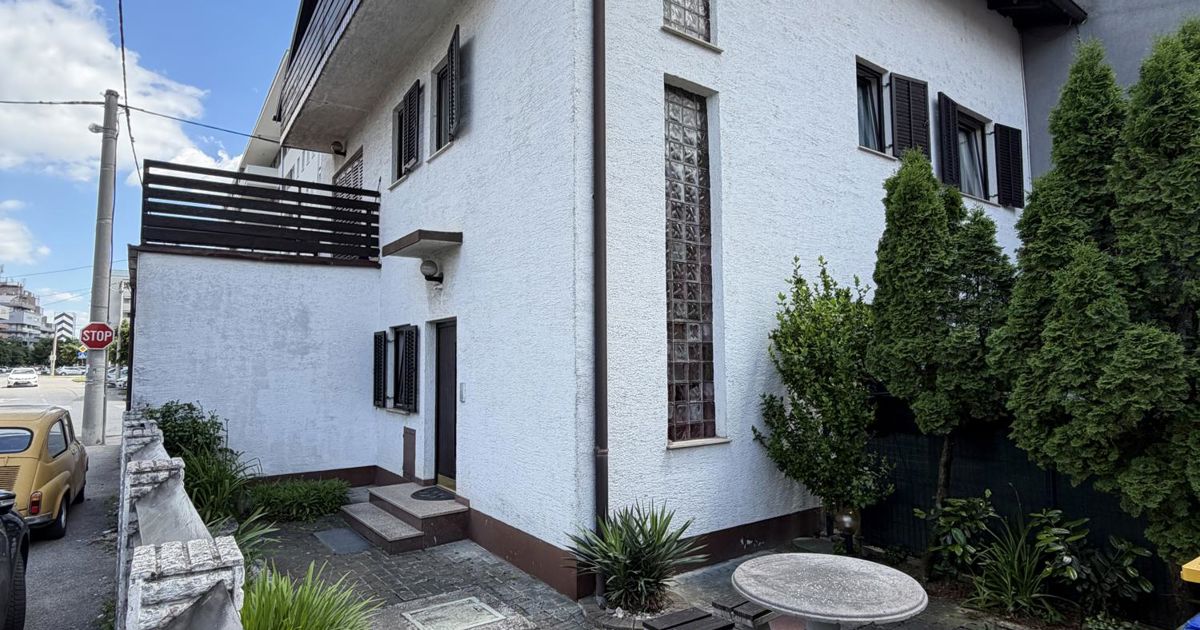 TREŠNJEVKA – Prodaje se kuća (troetažni stan 189 m²) s vrtom i garažom ...