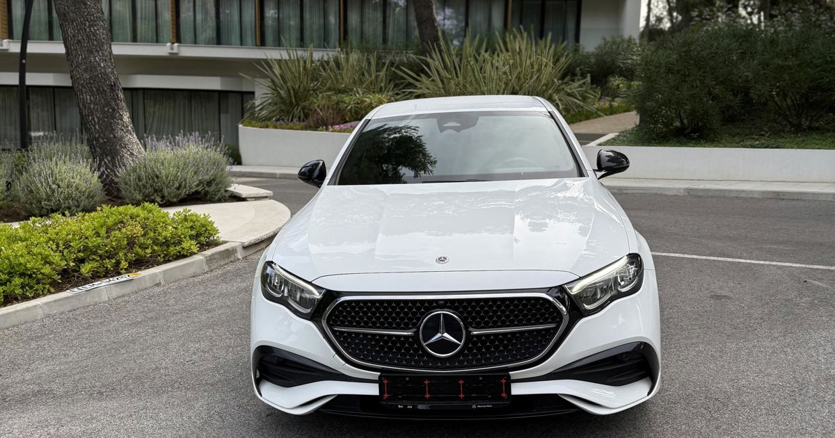 Mercedes E200, AMG oprema, u sustavu PDV-a, Netto 40.000 | INDEX OGLASI