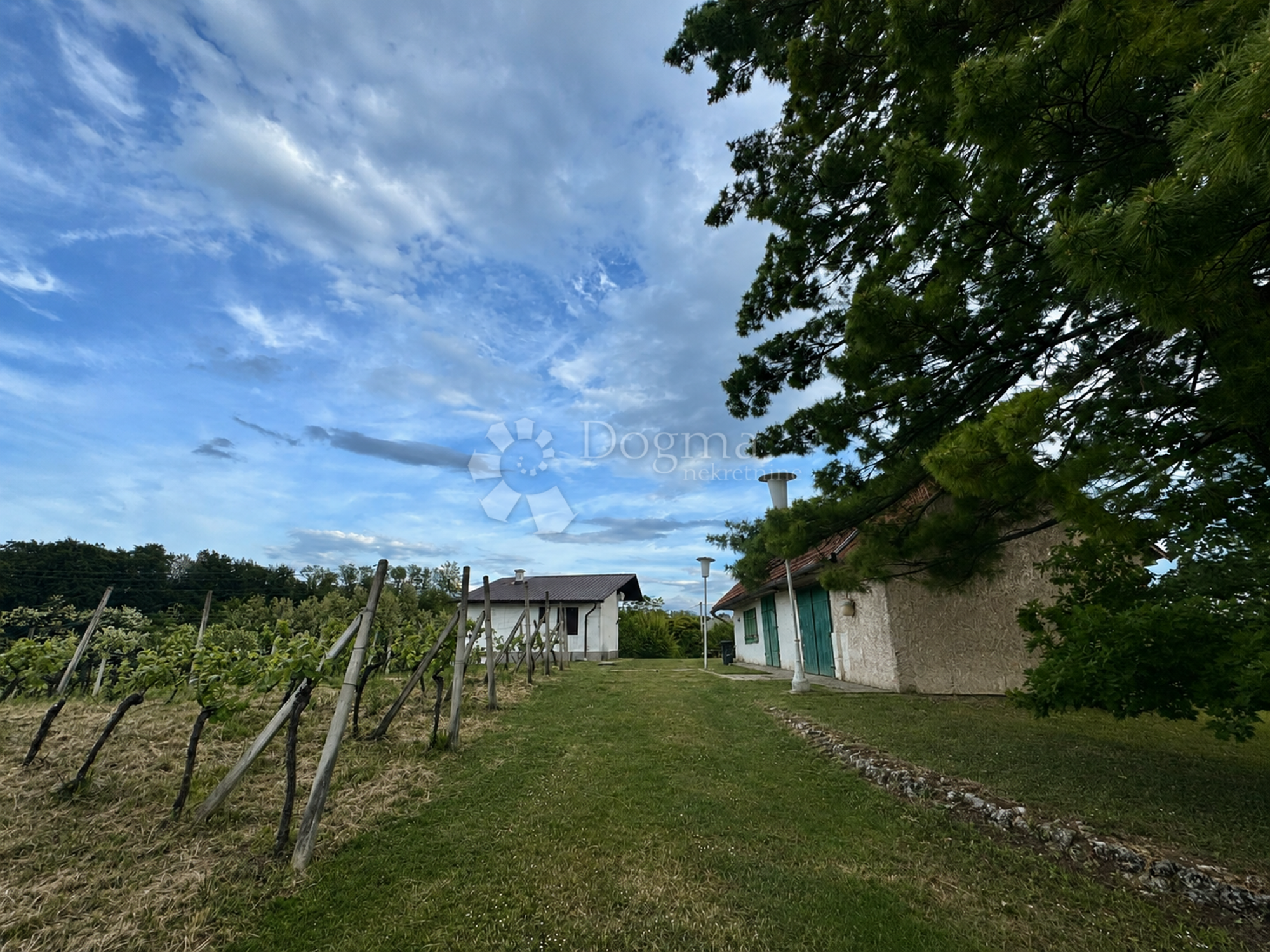 Zagorska idila na Vinica Bregu – dvije kuće, mir i priroda | INDEX OGLASI