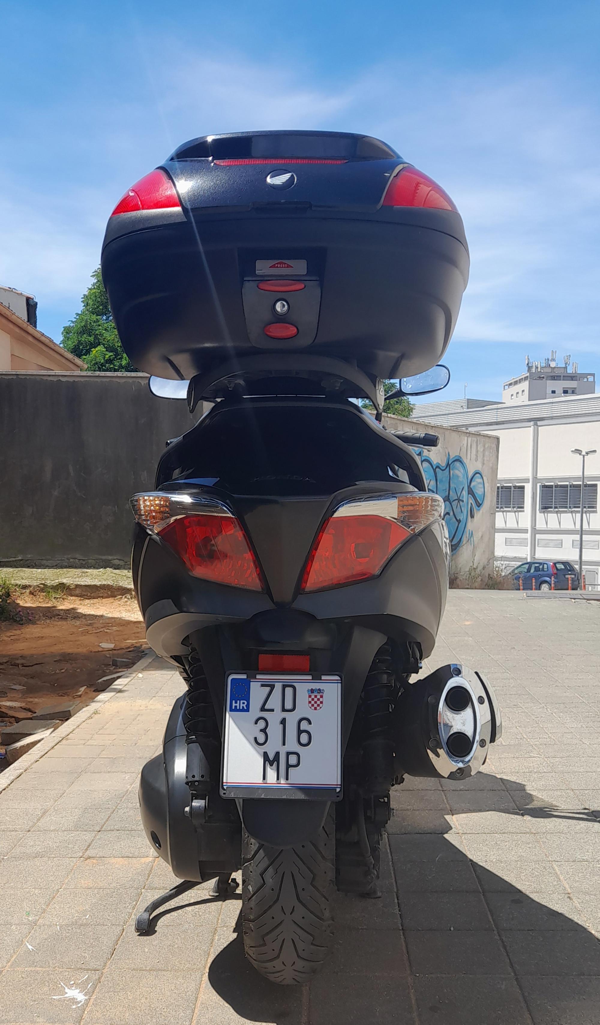 Honda silver wing 400 | INDEX OGLASI