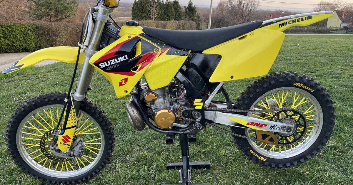 Suzuki rm 250 2002(Kanadsko tržiste) | INDEX OGLASI