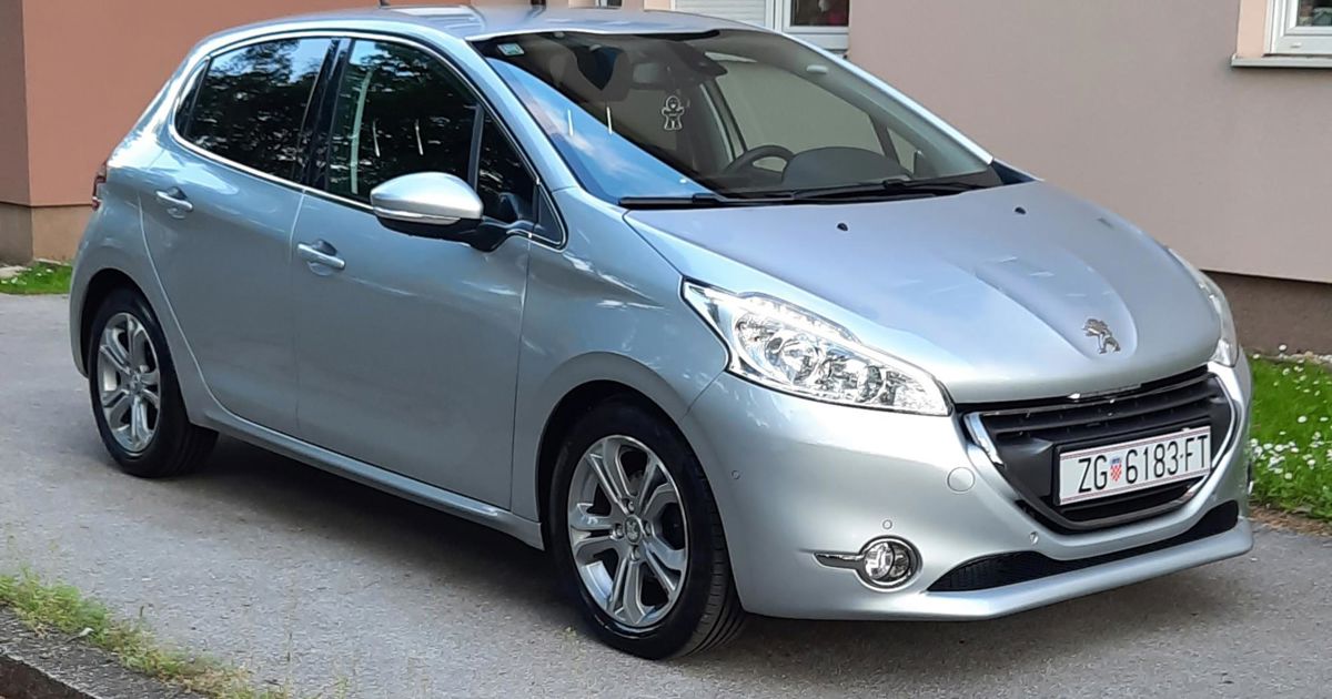 PEUGEOT 208 1.6 VTi ALLURE//93tkm//prvi vlasnik//HR auto//servisna ...