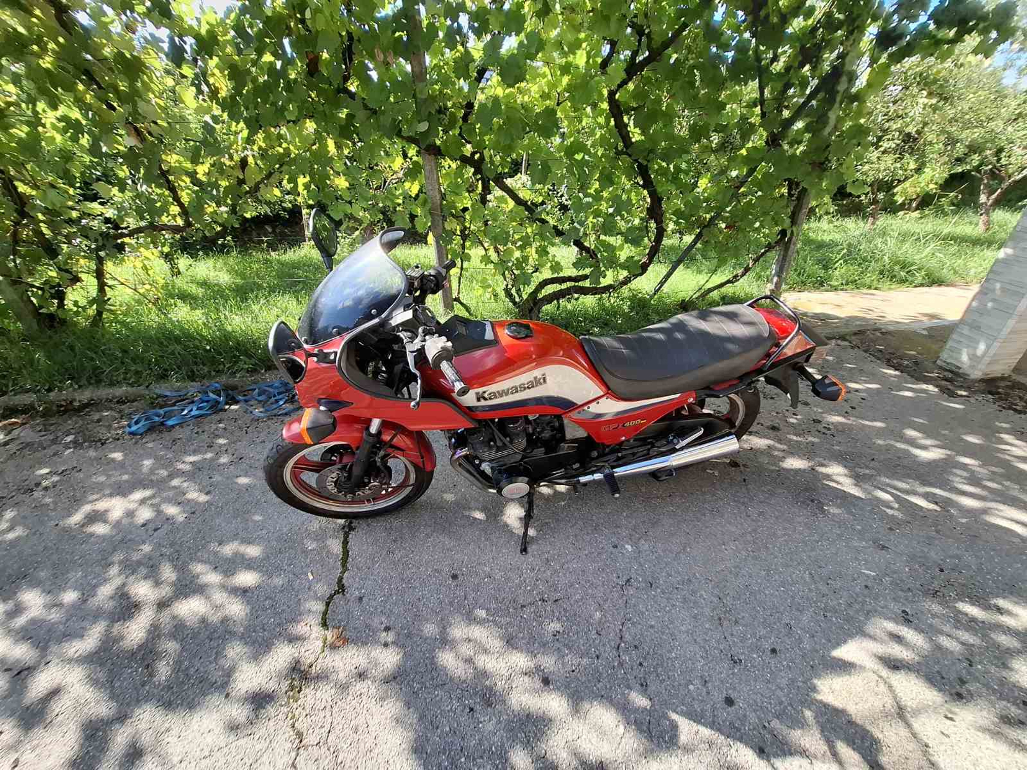 Kawasaki GPZ 550 Unitrack | INDEX OGLASI