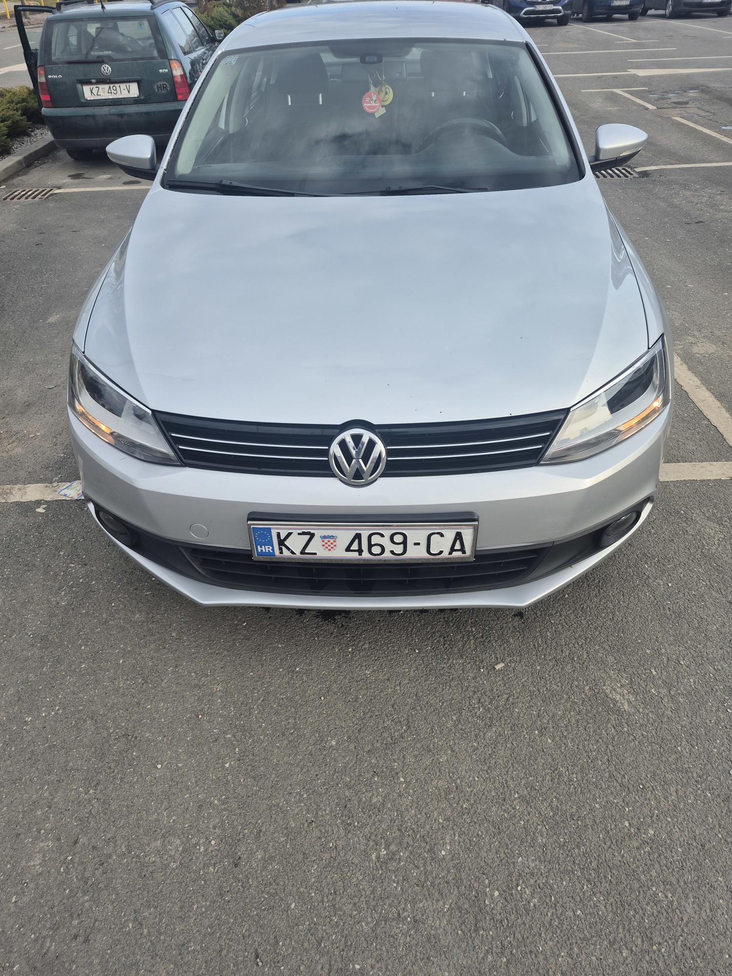 Volkswagen Jetta 2012. god, 1.6 TDI, mehanički mjenjač | INDEX OGLASI
