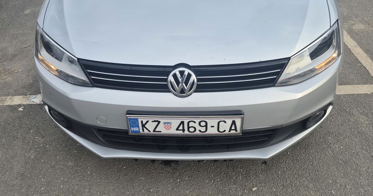 Volkswagen Jetta 2012. god, 1.6 TDI, mehanički mjenjač | INDEX OGLASI