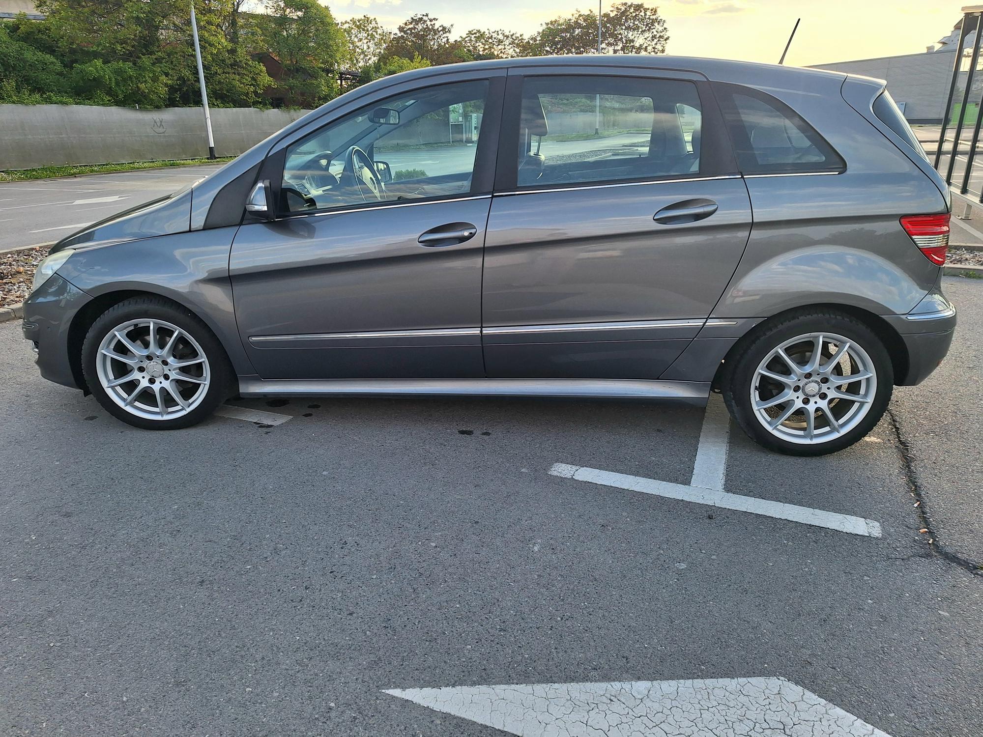 Mercedes-Benz B-Klasa 180 CDI 2010. god, mehanički mjenjač | INDEX OGLASI