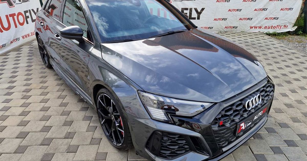 Audi RS3, Dynamic paket plus, Matrix, Pano, Keramičke kočnice, B&O 3D ...