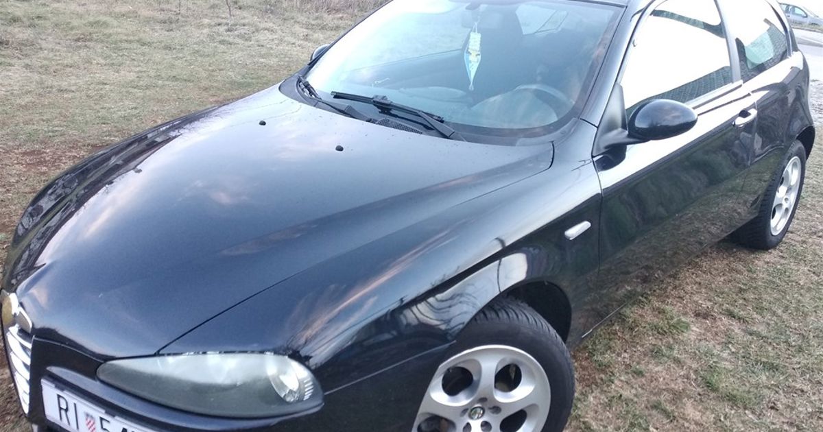 Alfa Romeo 147 1.9 JTDM | INDEX OGLASI
