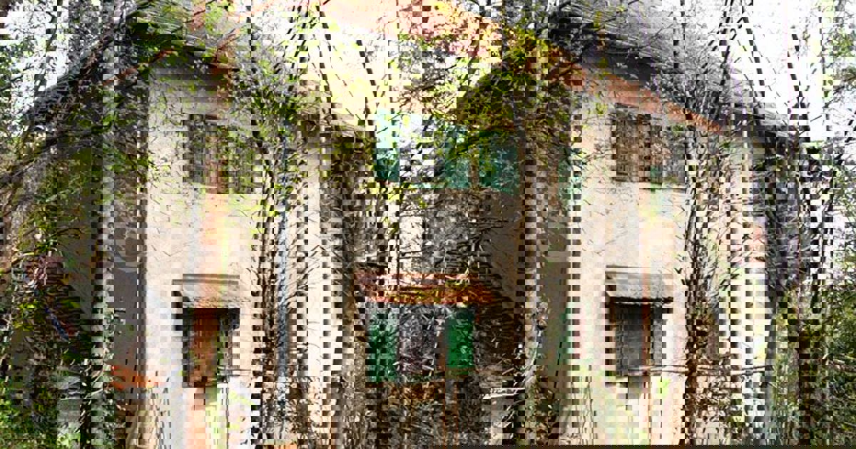 Vila "STROZZI" na Stražniku | INDEX OGLASI