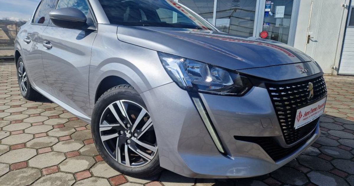 Peugeot 208 1,2 benzin 2020.,NAVI, VIRTUAL KOKPIT, LED, ALU, PANORAMA | INDEX OGLASI