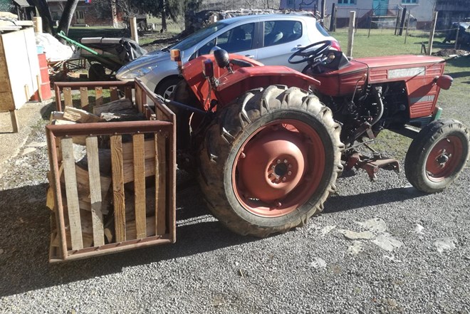 Traktor same delfino | INDEX OGLASI