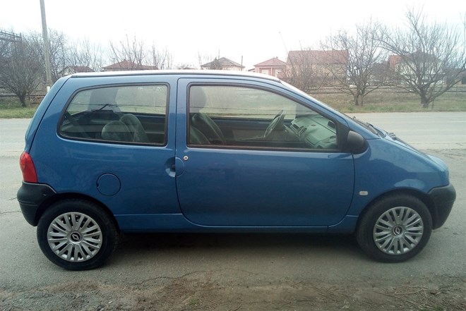 Renault Twingo 1,2 benzin 43kw | INDEX OGLASI