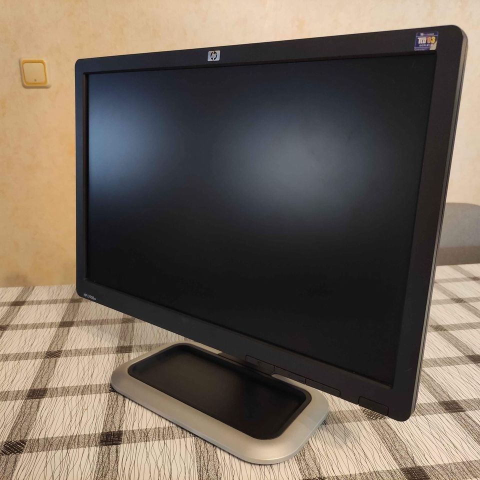 HP L1908w 19" Widescreen LCD Monitor (60-75 Hz) | INDEX OGLASI